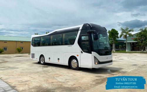 [Bảng Giá] Thuê xe 35 chỗ giá rẻ | Xe đời mới 100%